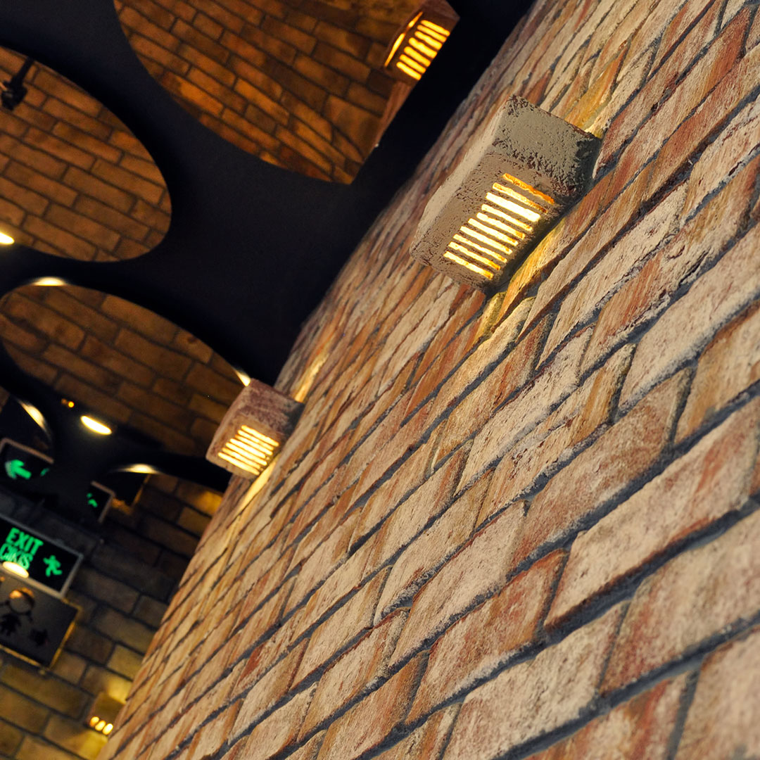 A Traditional Restaurant Interior Design Elements – Hasan Agar